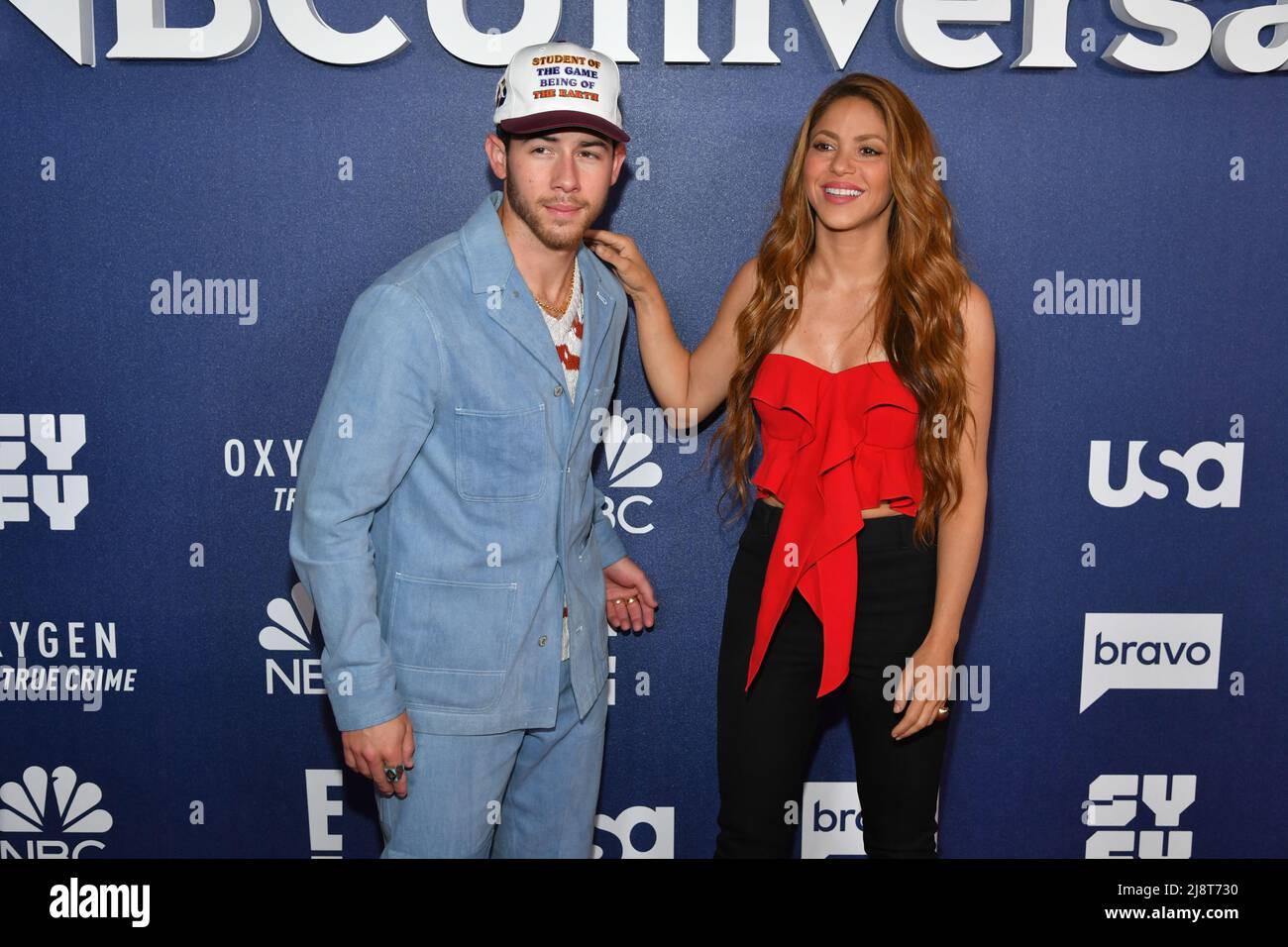 Nick Jonas and Shakira Stock Photo - Alamy