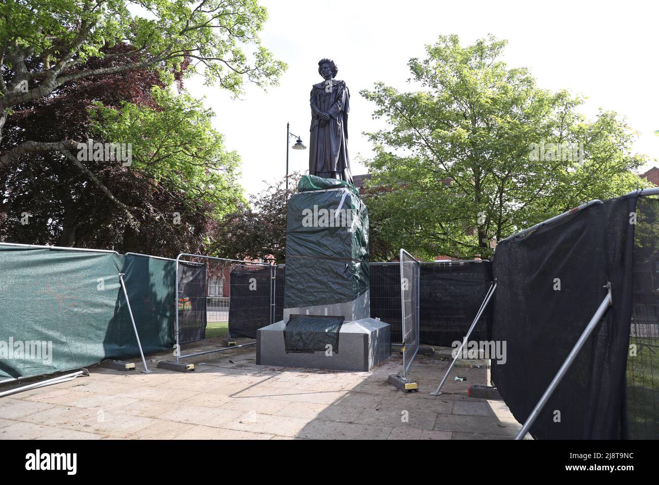 Grantham, UK. 15th May, 2022. The bronze statue of former Prime ...