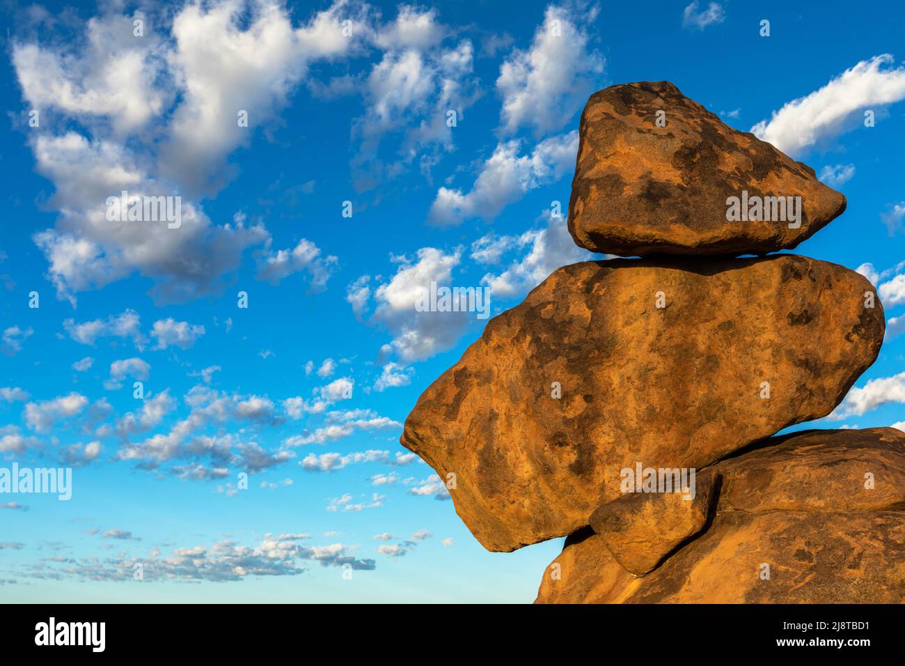 Large rocks balance on each other at Giants Playground Namibia Stock ...