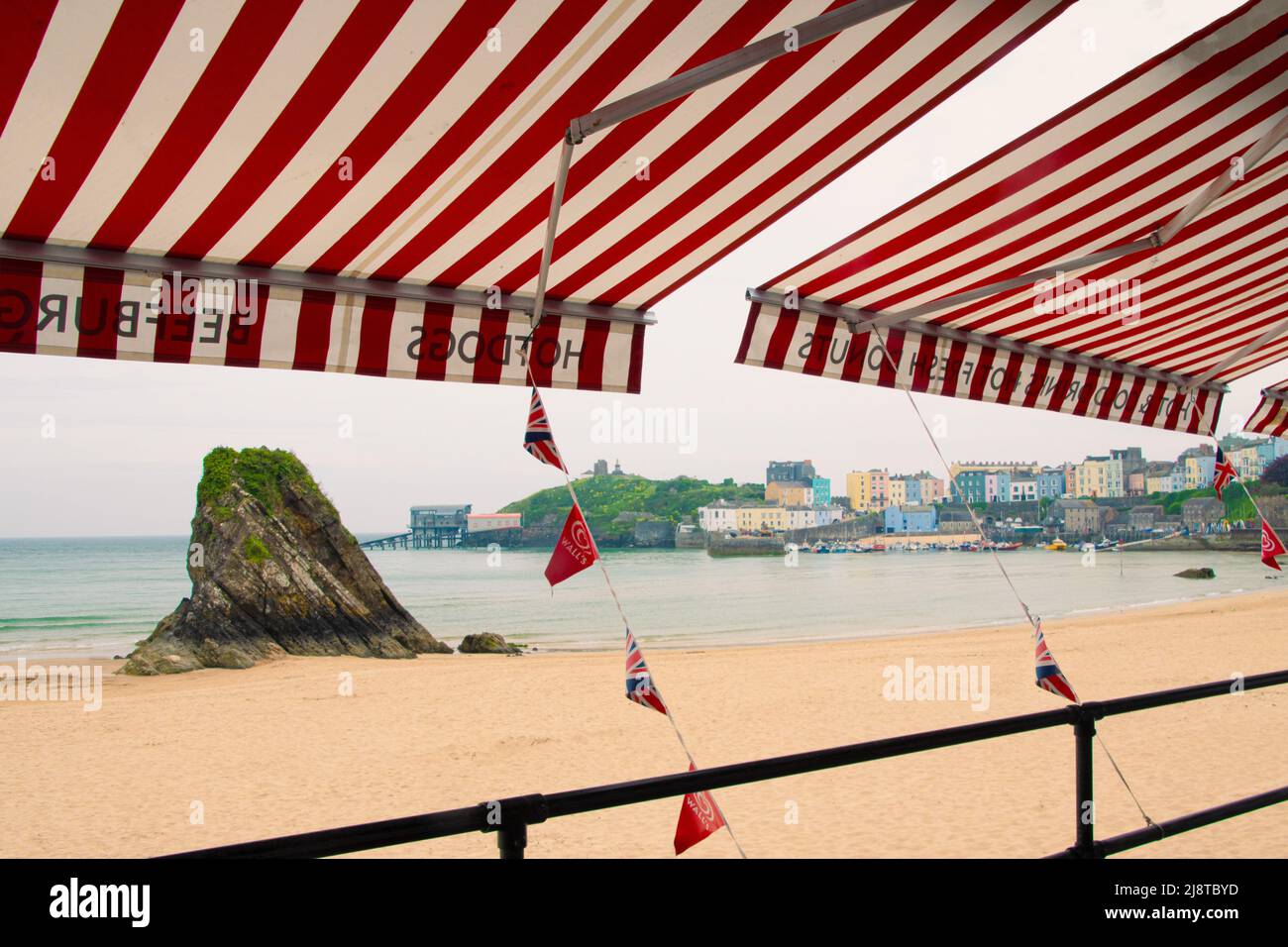 Iconic colourful hi-res stock photography and images - Alamy