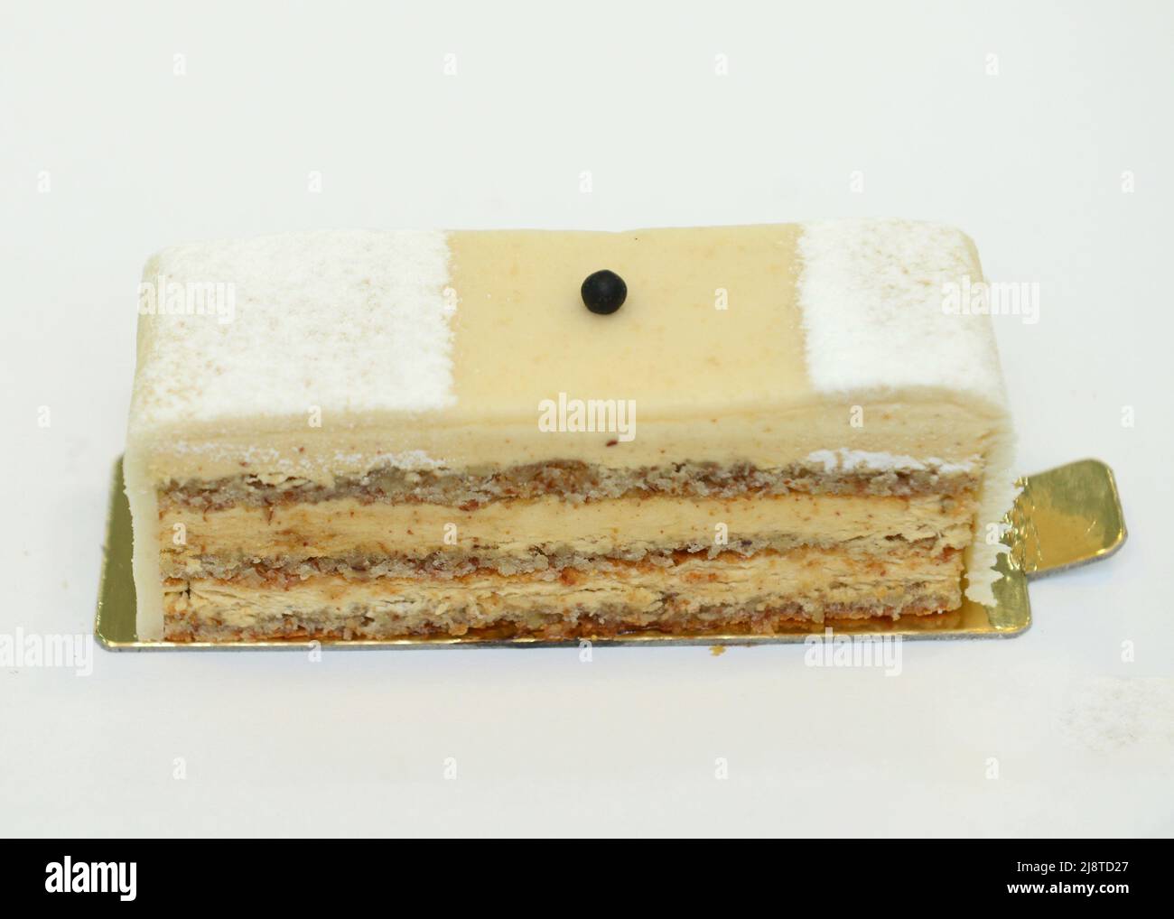 French cakes display christmas market paris hi-res stock photography ...