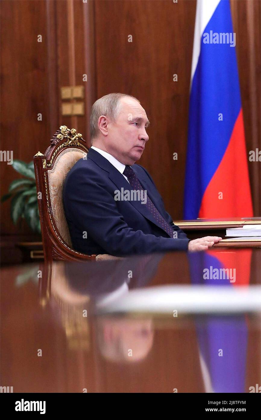 Vladimir putins face hi-res stock photography and images - Alamy