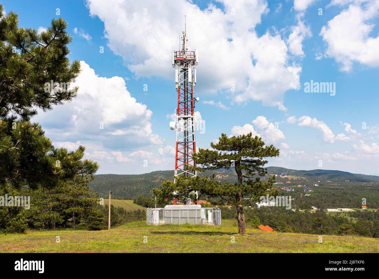Telecommunication tower 5G, Wireless antenna connection system of communication systems in ...