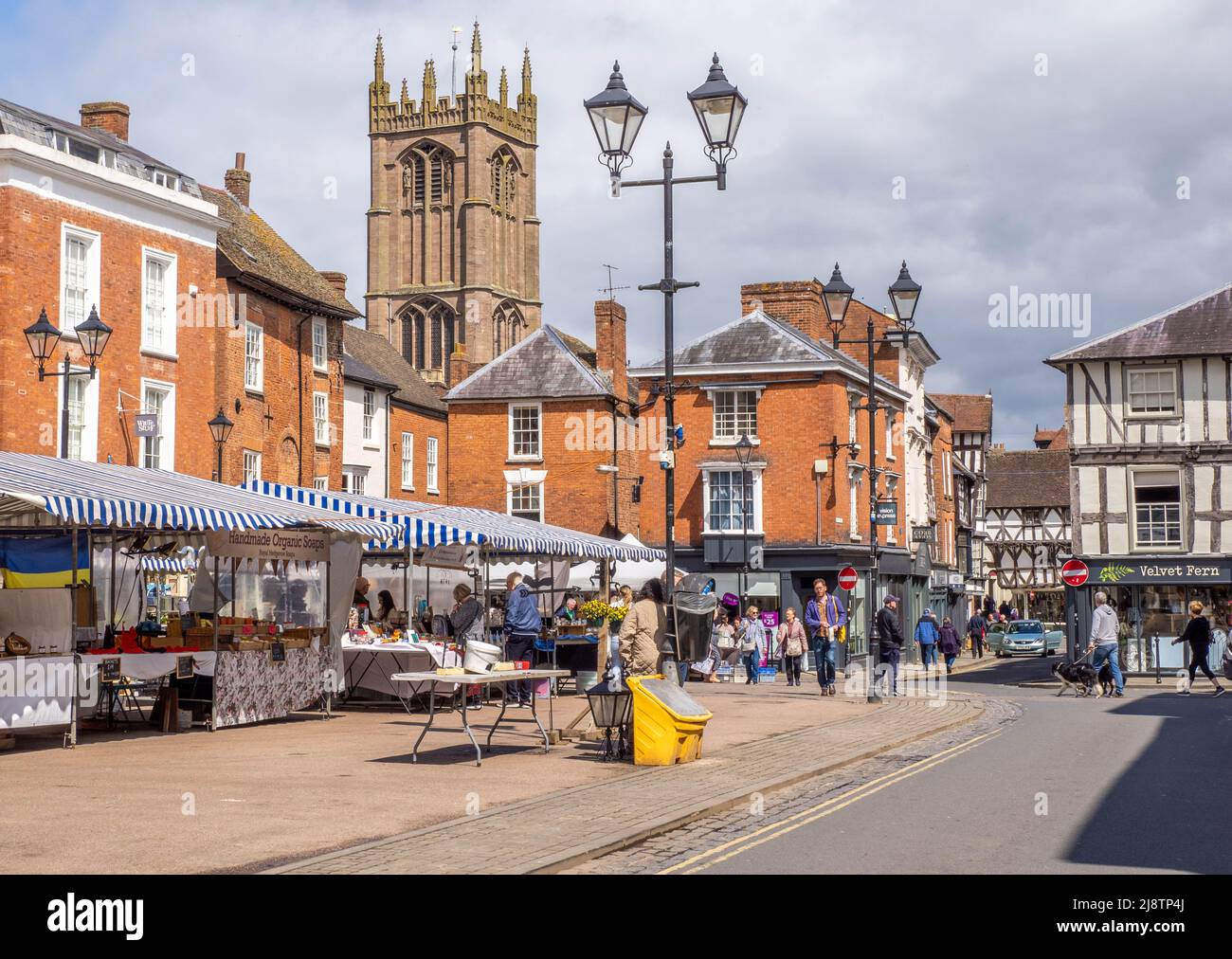 Ludlow market square hi-res stock photography and images - Alamy