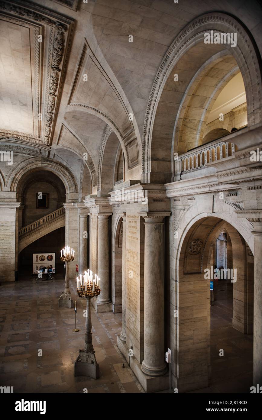 Interior of the New York Public Library Stock Photo - Alamy