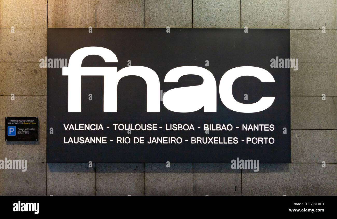 Fnac logo hi-res stock photography and images - Alamy