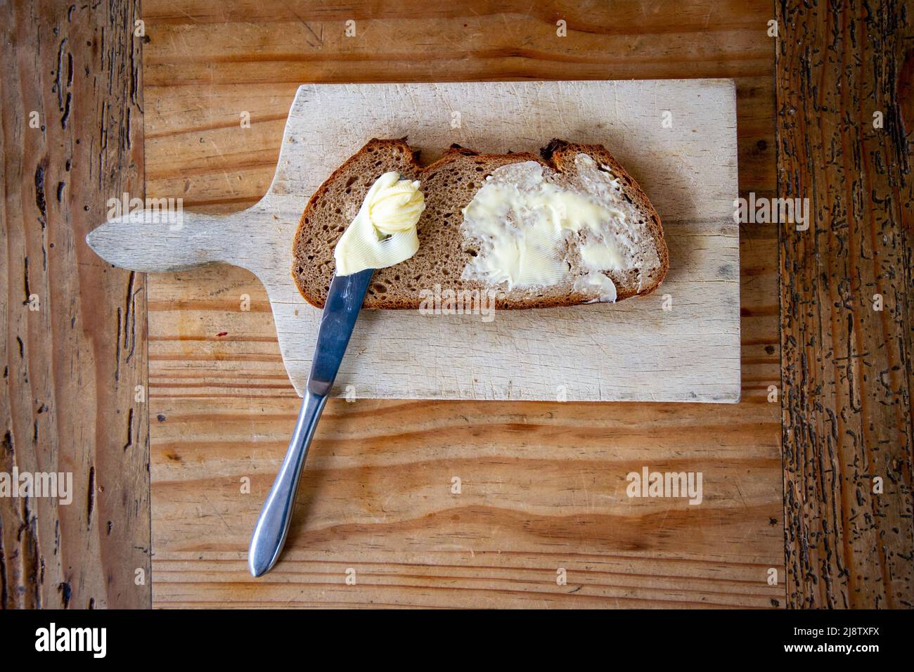 Eat a modest meal hi-res stock photography and images - Alamy