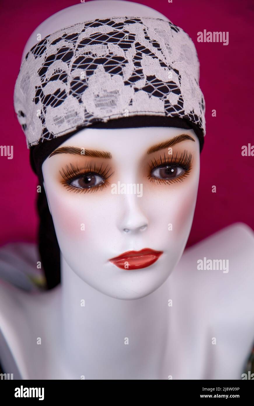 Female mannequin face hi-res stock photography and images - Alamy