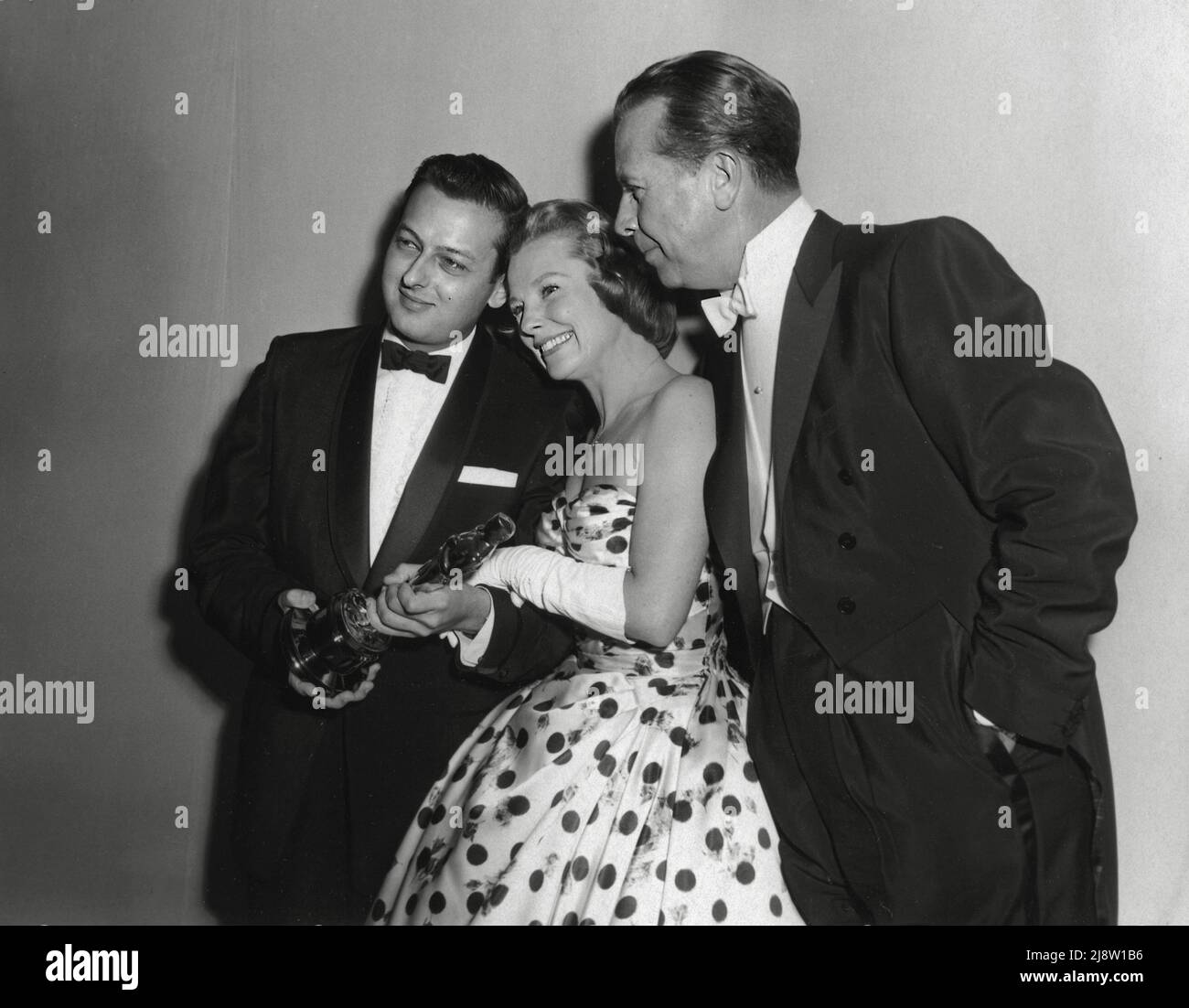 Andre Previn, June Allyson, Dick Powell, 31st Academy Awards - 1959 ...