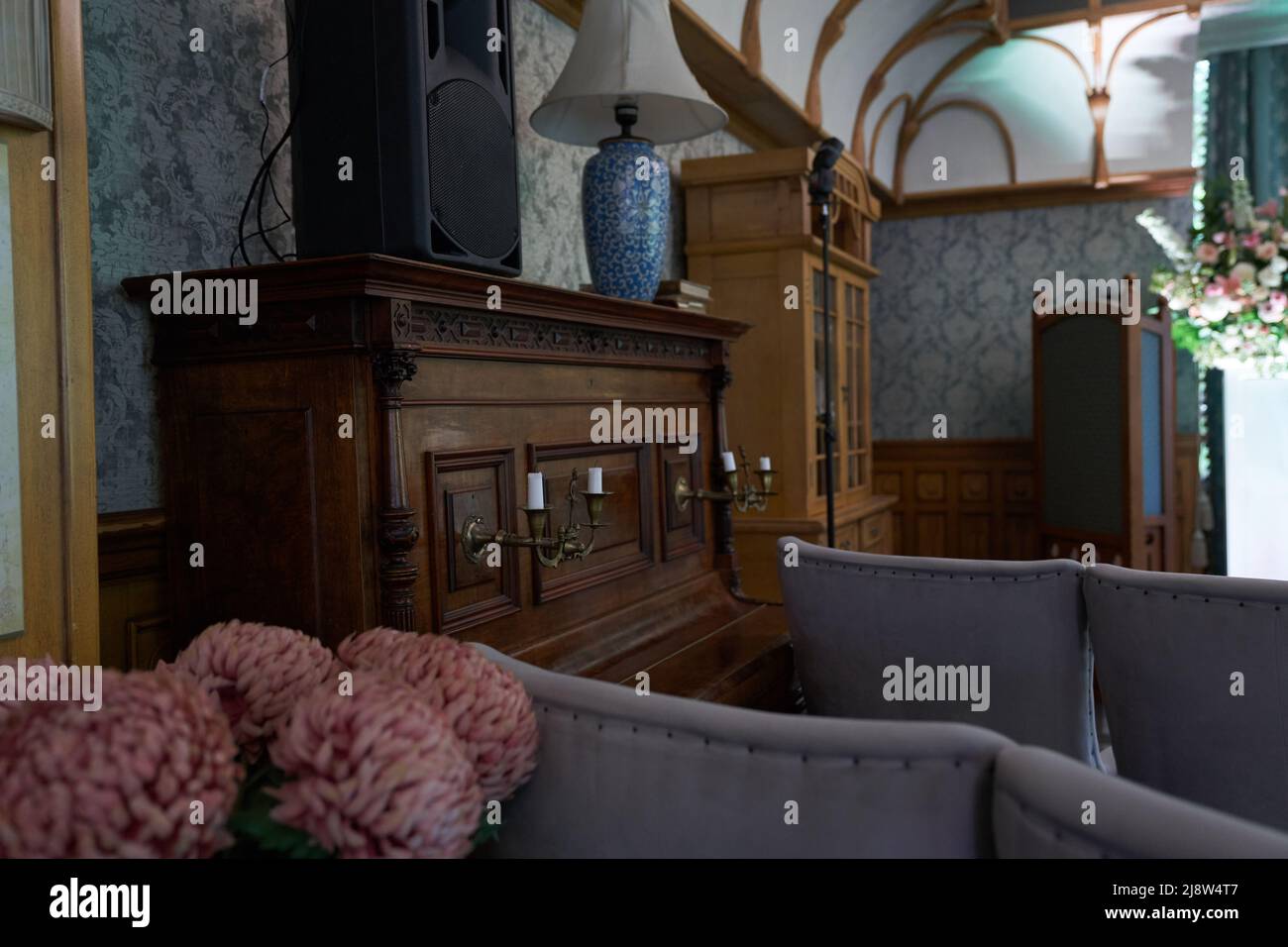 Part of a beautiful vintage hall for a wedding ceremony.Elegant ...