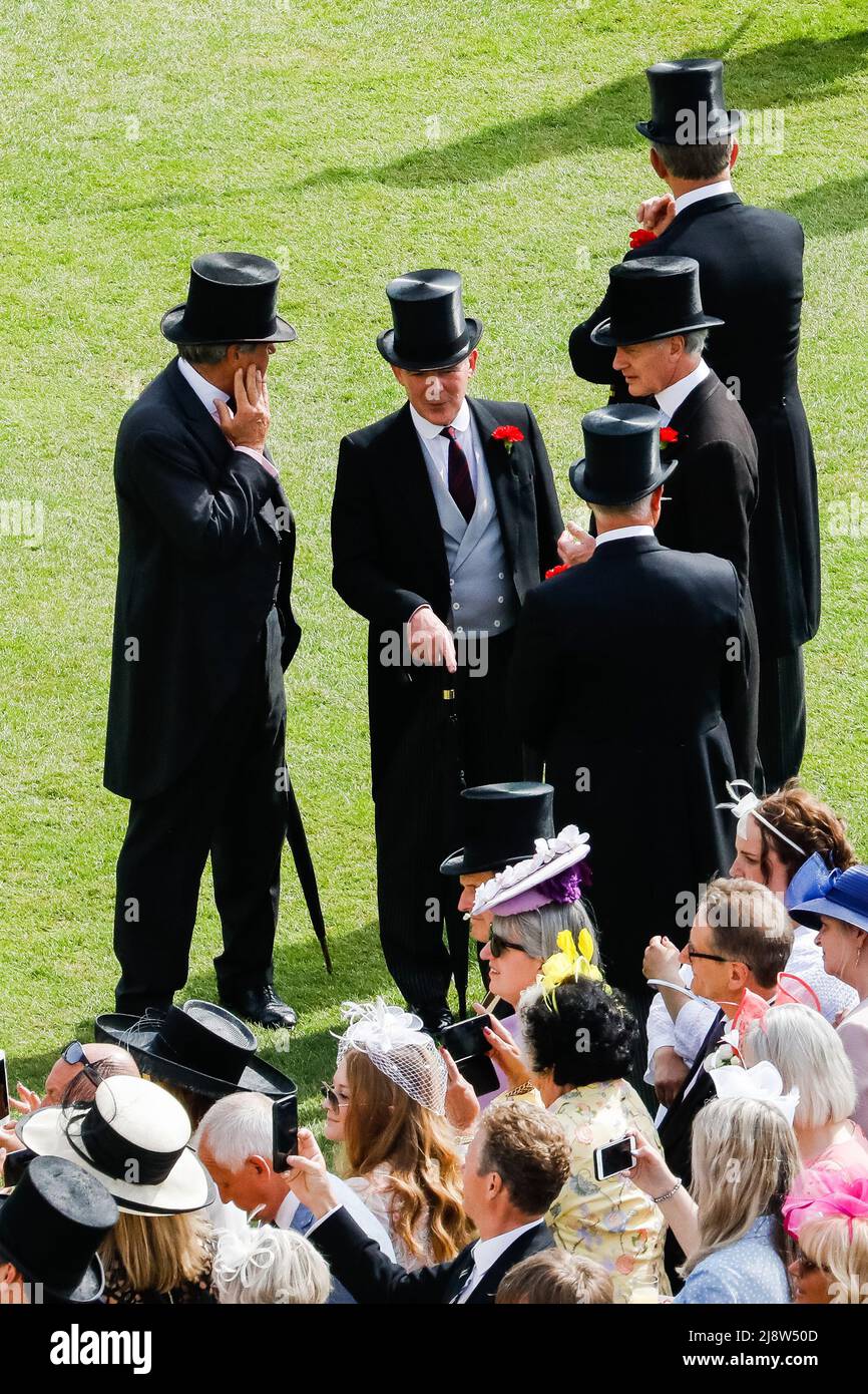 Guests during a Royal Garden Party at Buckingham Palace in London ...