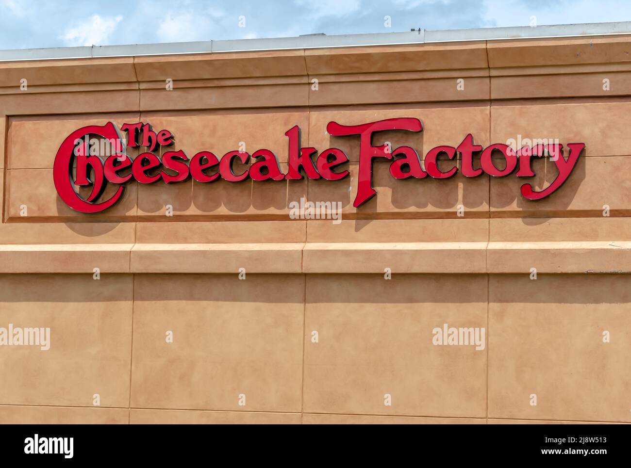 Cheesecake shipping hi-res stock photography and images - Alamy