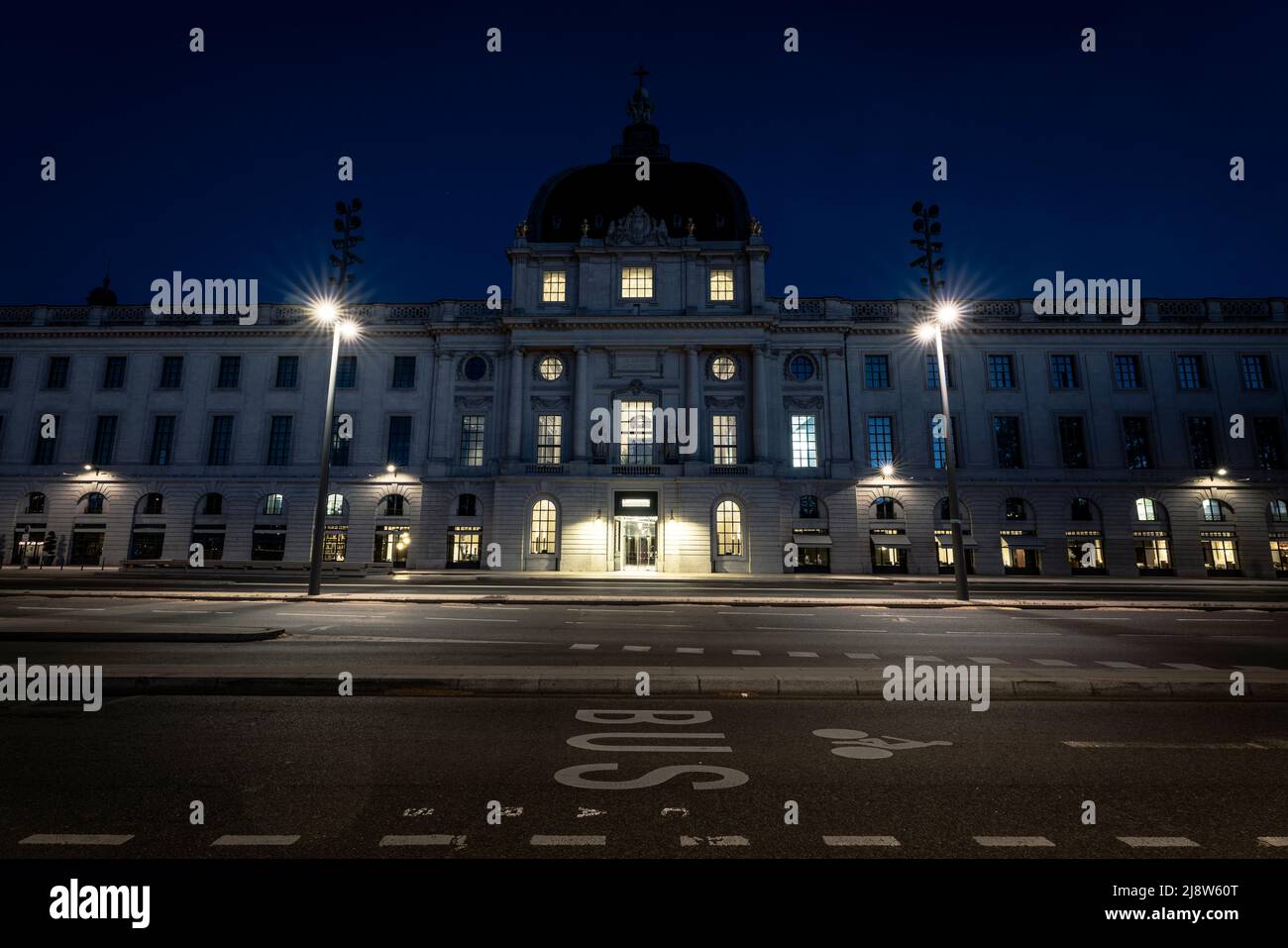 View of famous Hotel Dieu building in Lyon, France Stock Photo - Alamy