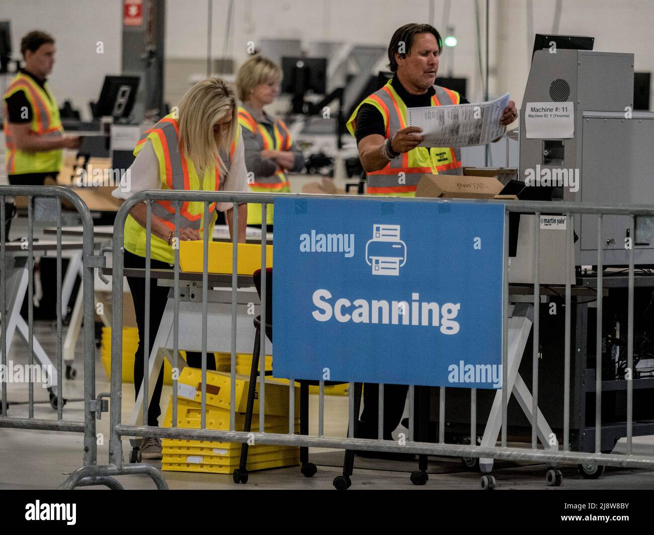Philadelphia, Pennsylvania, USA. 17th May, 2022. Absentee ballots cast ...