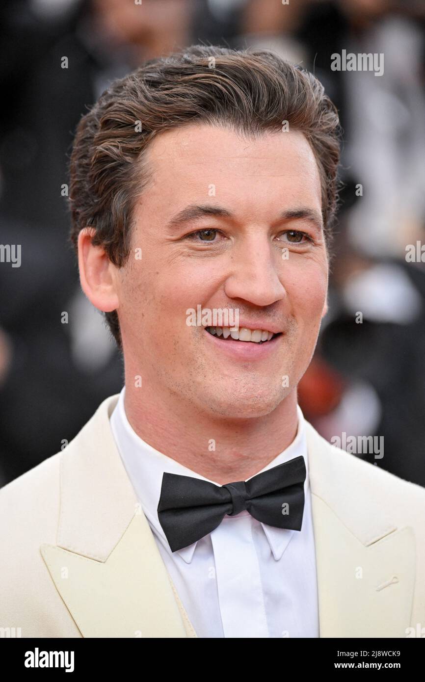 Miles Teller attending the premiere of the movie Top Gun 2 Maverick ...