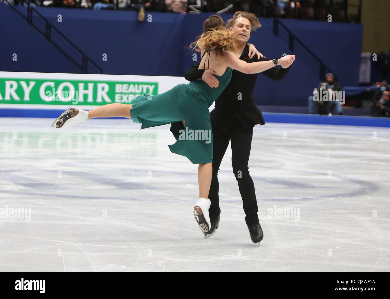 Allison Reed / Saulius Ambrulevičius of Lituanie during the ISU World ...