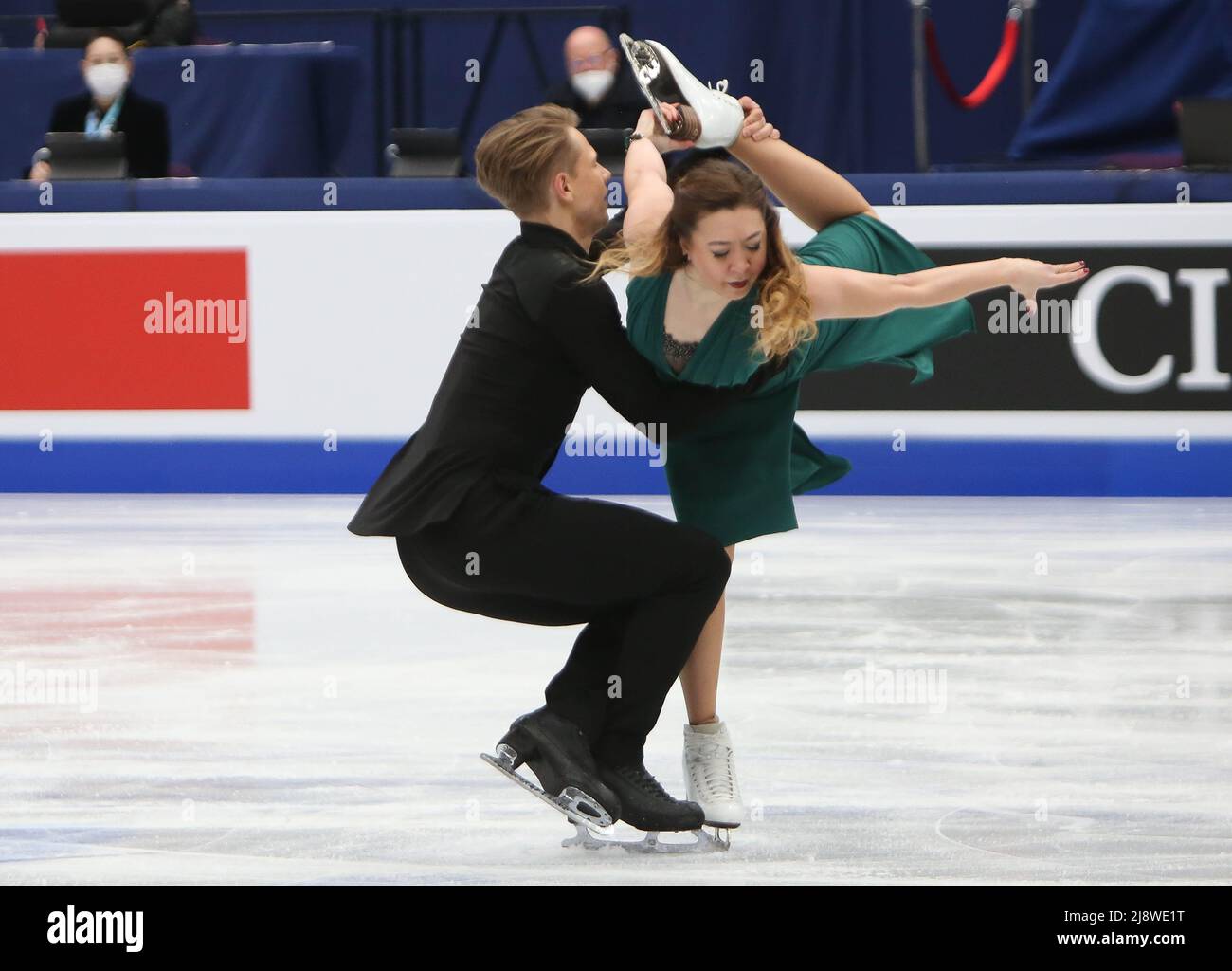Allison Reed / Saulius Ambrulevičius of Lituanie during the ISU World ...