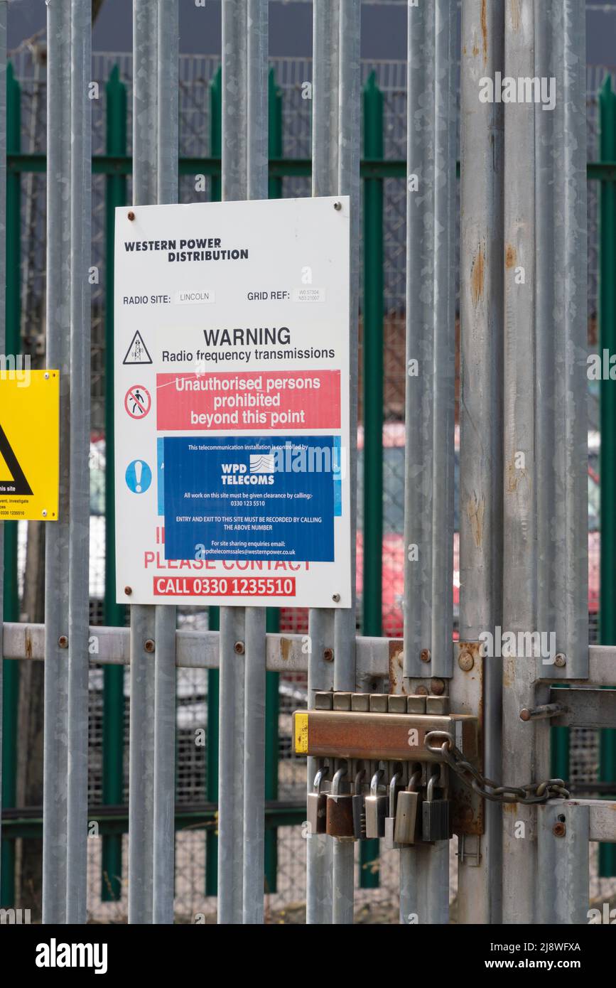 Security gates cctv hi-res stock photography and images - Alamy