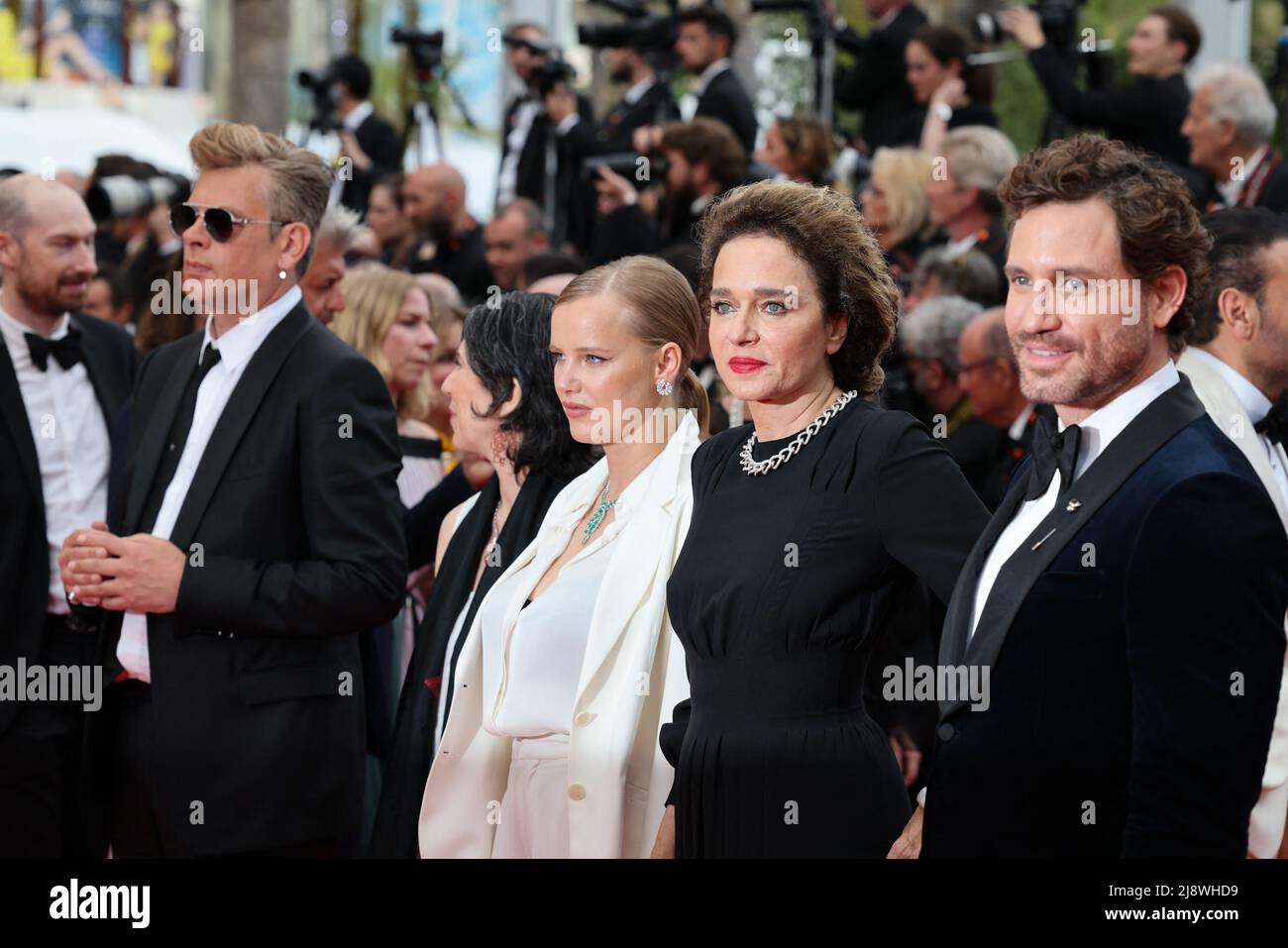 'Un certain regard' Jury Members : Benjamin Biolay, Debra Granik ...