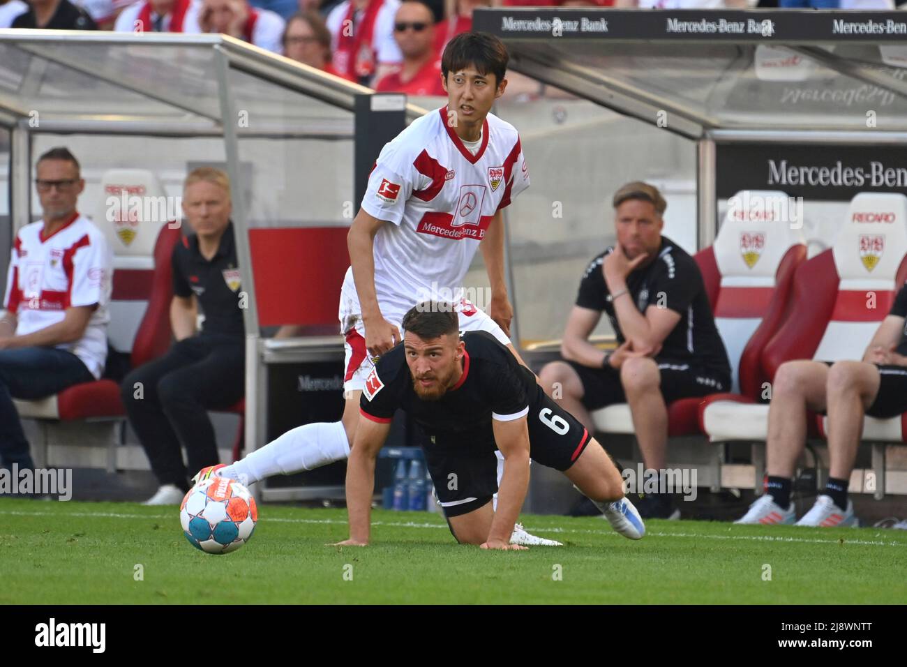 Stuttgart, Deutschland. 14th May, 2022. NO SALES IN JAPAN! Hiroki ITO (VFB Stuttgart), action ...