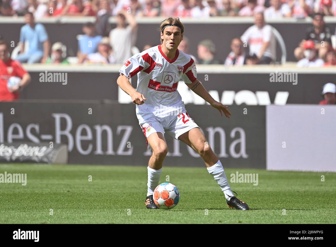 Stuttgart, Deutschland. 14th May, 2022. Borna SOSA (VFB Stuttgart), action, single action ...