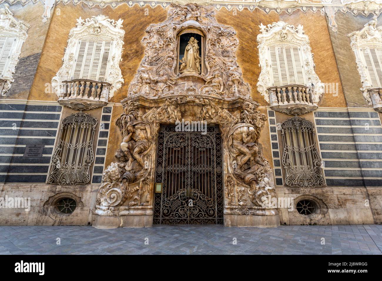 Entrance national ceramics museum valencia hi-res stock photography and ...