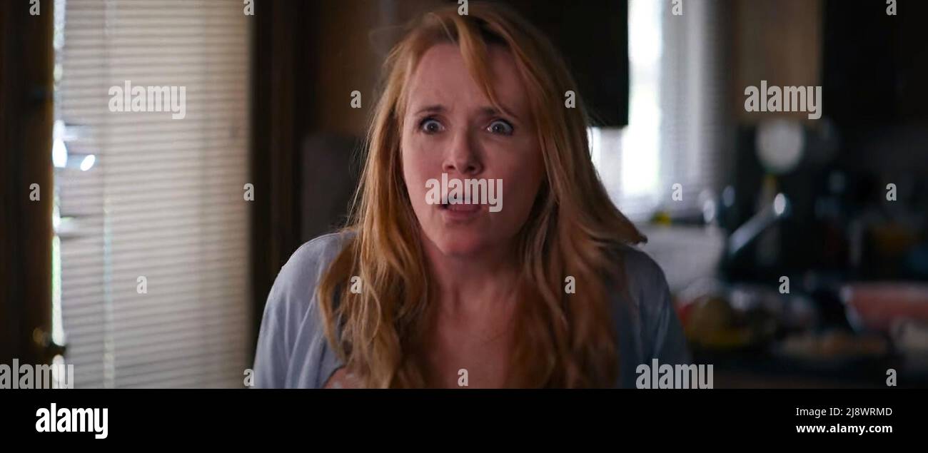 DINNER IN AMERICA, Lea Thompson, 2020. © Best & Final Releasing ...
