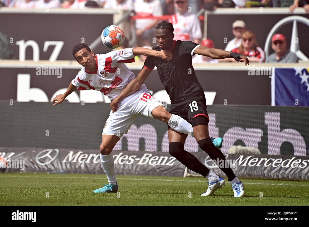 Stuttgart, Deutschland. 14th May, 2022. Tomas BARREIROS DE MELO (VFB Stuttgart), action, duels ...