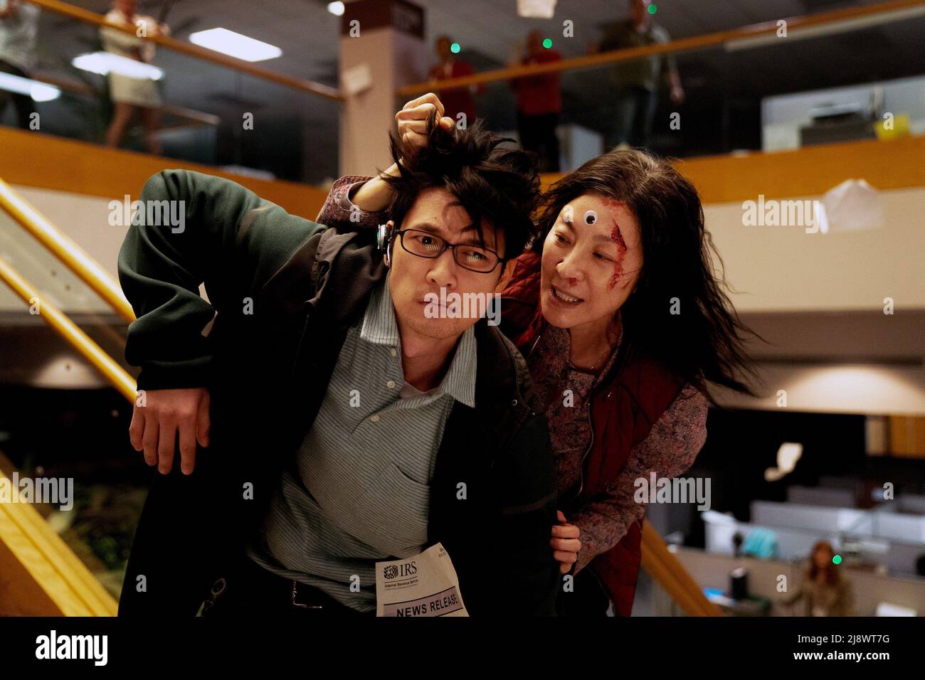 EVERYTHING EVERYWHERE ALL AT ONCE, from left: Harry Shum Jr., Michelle ...