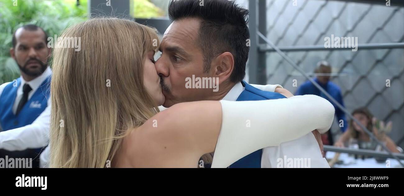 THE VALET, from left: Samara Weaving, Eugenio Derbez, 2022. © Hulu ...