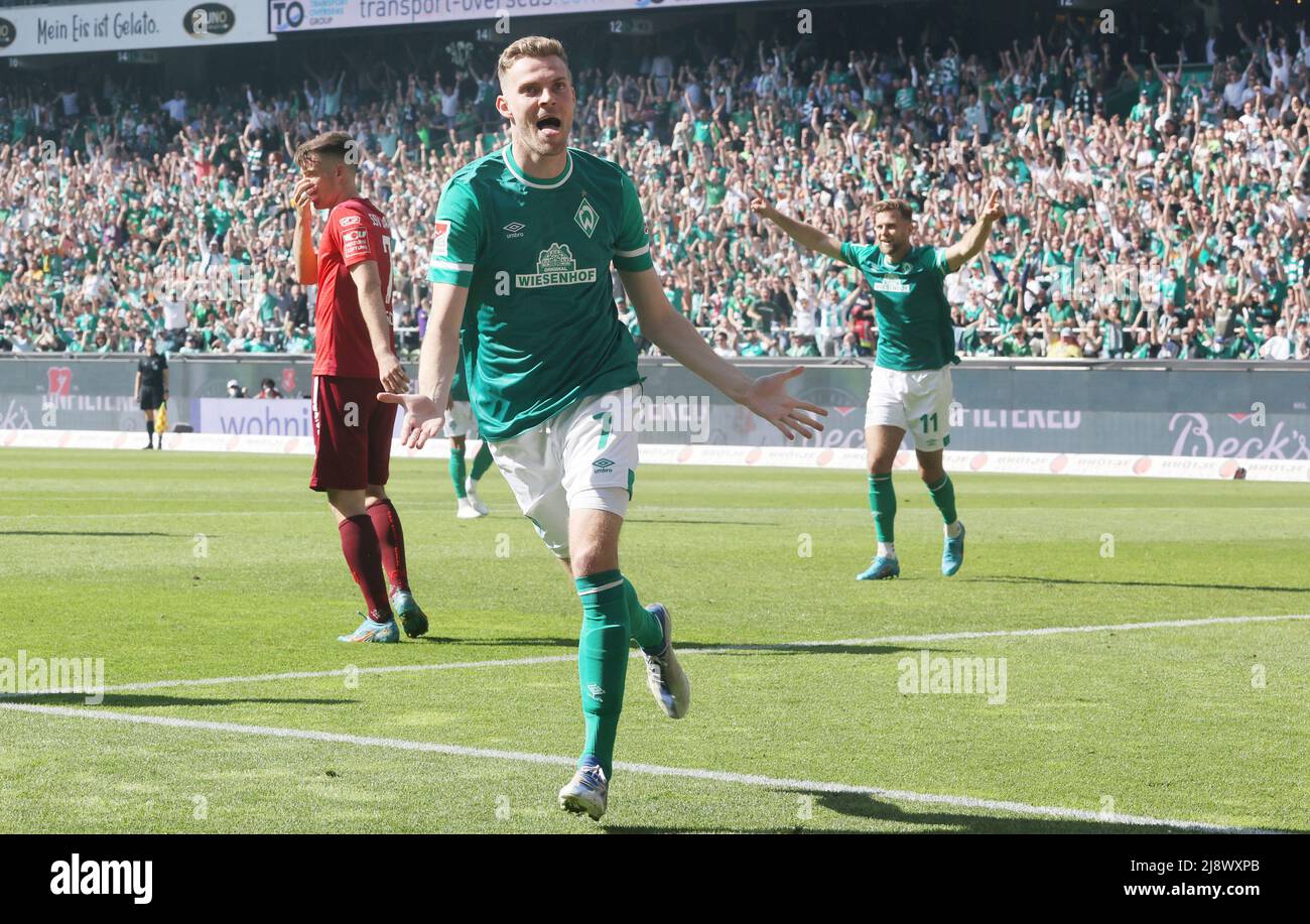 Bremen, Deutschland. 15th May, 2022. firo : May 15th, 2022, Fuvuball ...