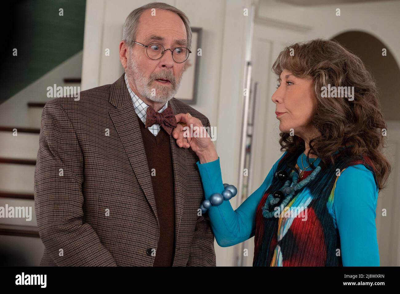 GRACE AND FRANKIE, from left: Martin Mull, Lily Tomlin, The Last Hurrah ...