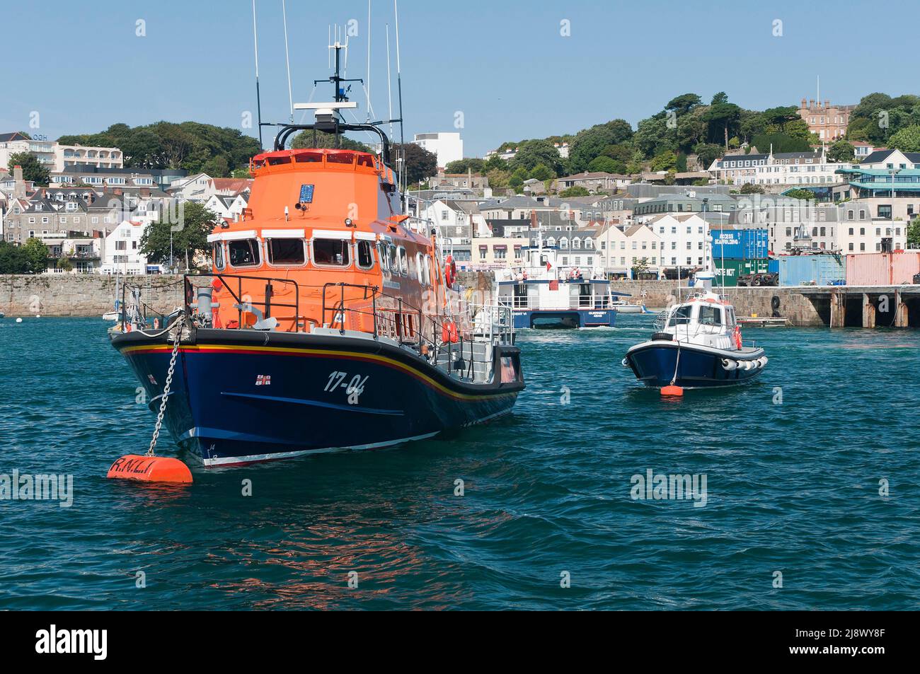 Blue peter lifeboat hi-res stock photography and images - Alamy