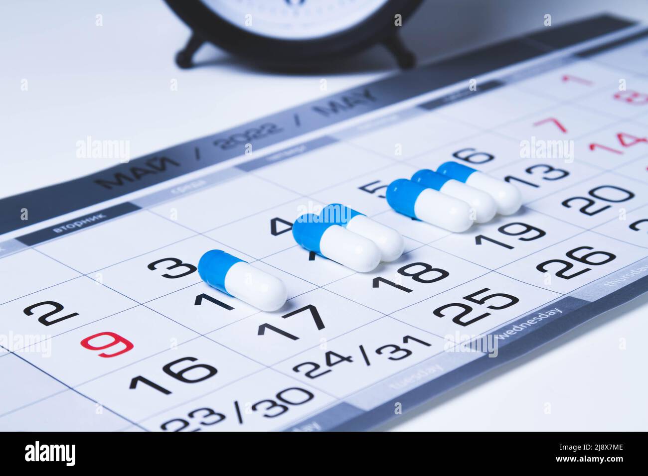 Medication course. Treatment schedule. Tablets and calendar. period of ...