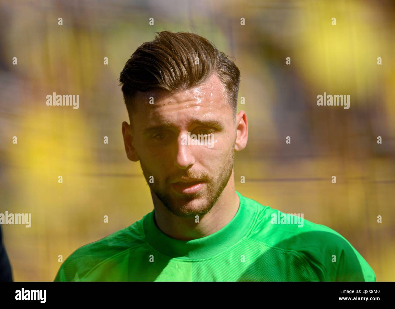 Sports injury nose hi-res stock photography and images - Alamy