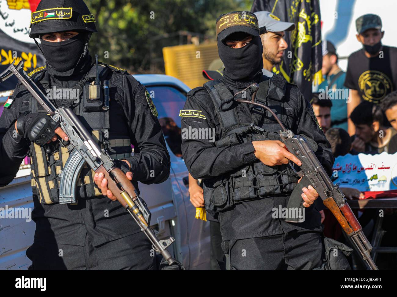 Palestinian fighters of Al-Quds brigades, the military wing of ...