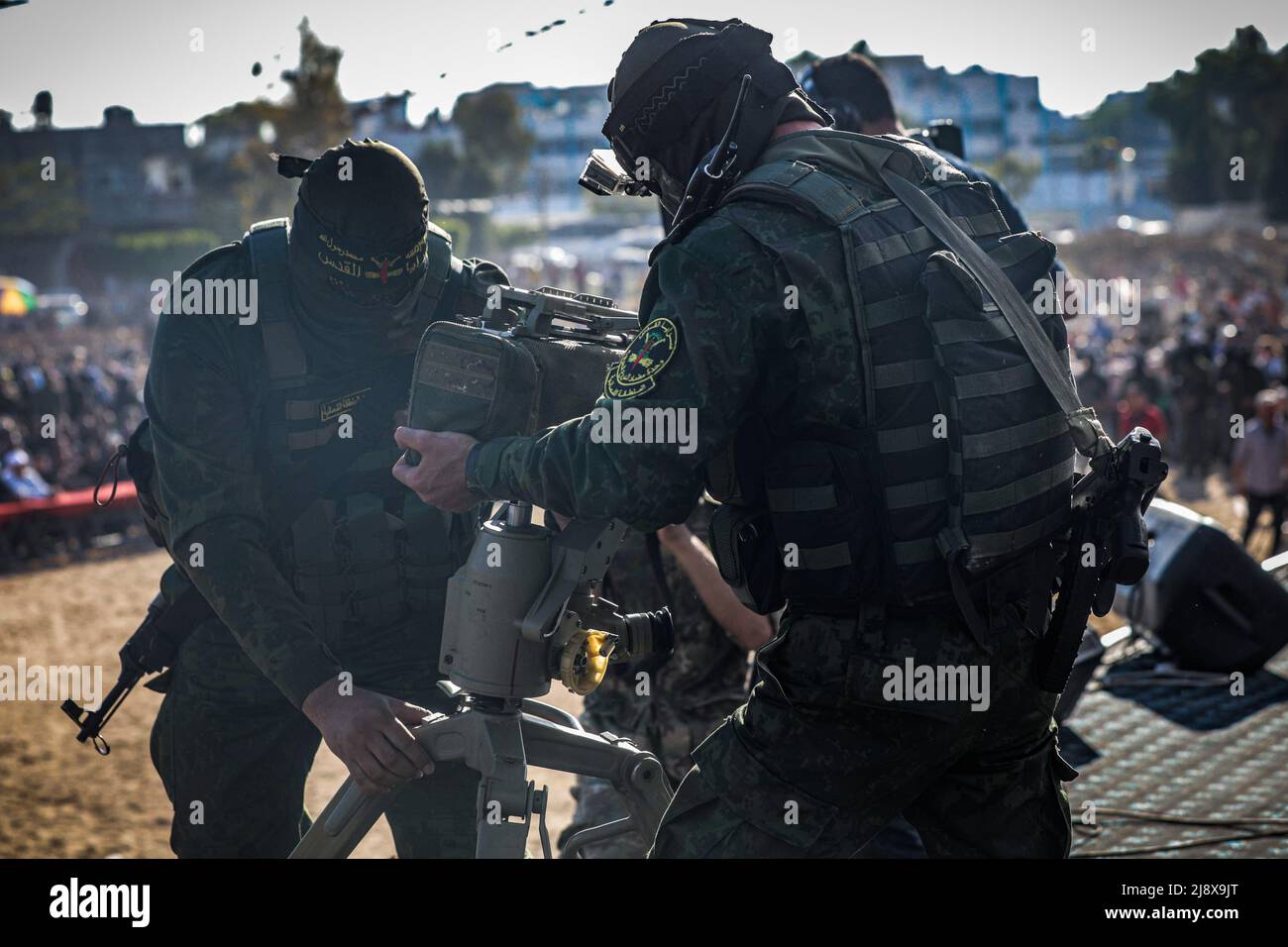 Palestinian fighters of Al-Quds brigades, the military wing of ...