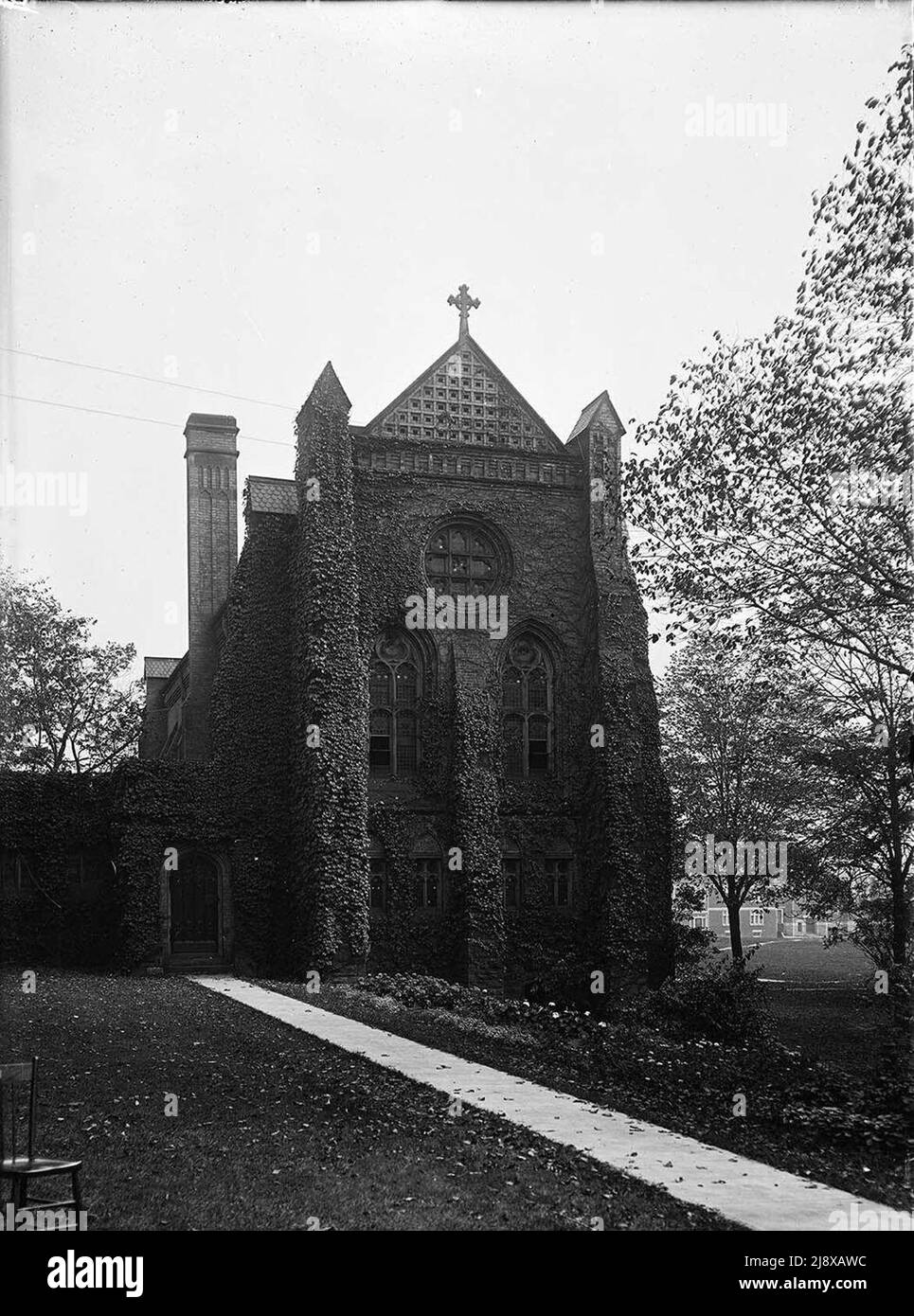 Old trinity Black and White Stock Photos & Images - Alamy