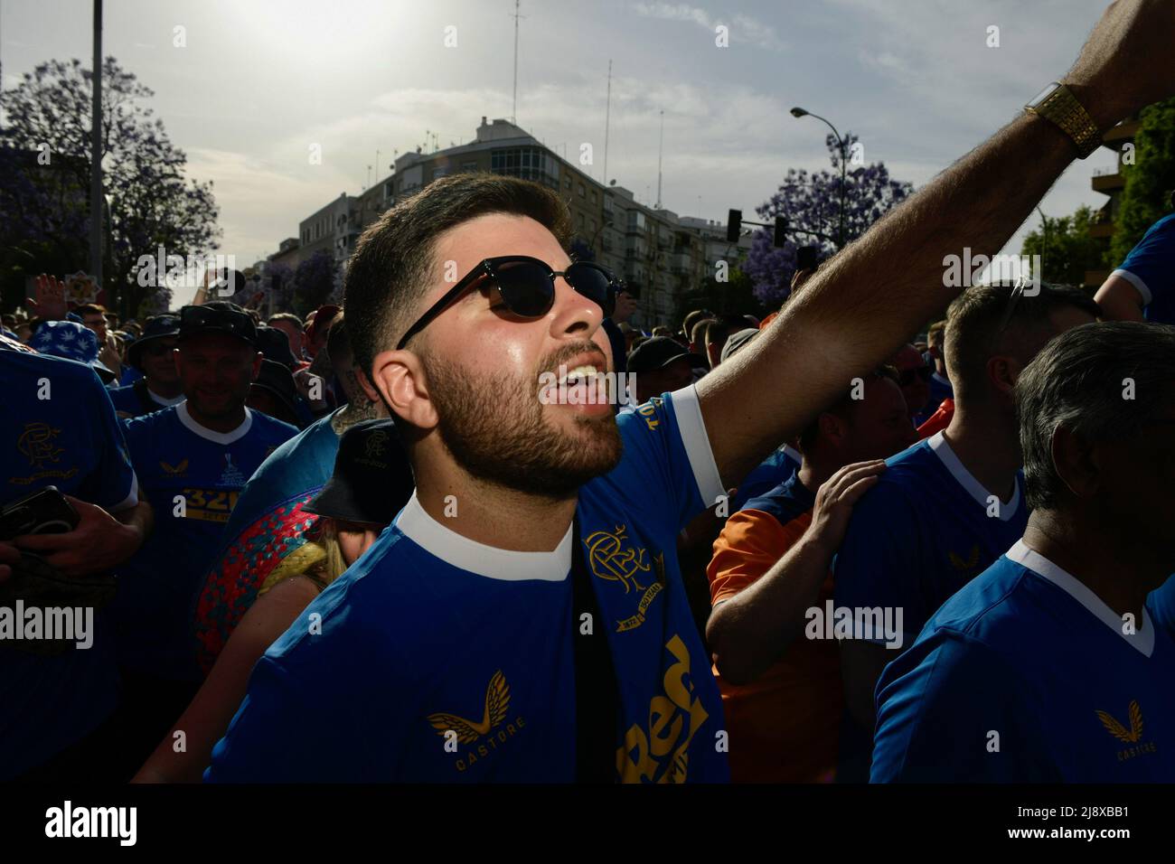 Glasgow rangers fans hi-res stock photography and images - Alamy