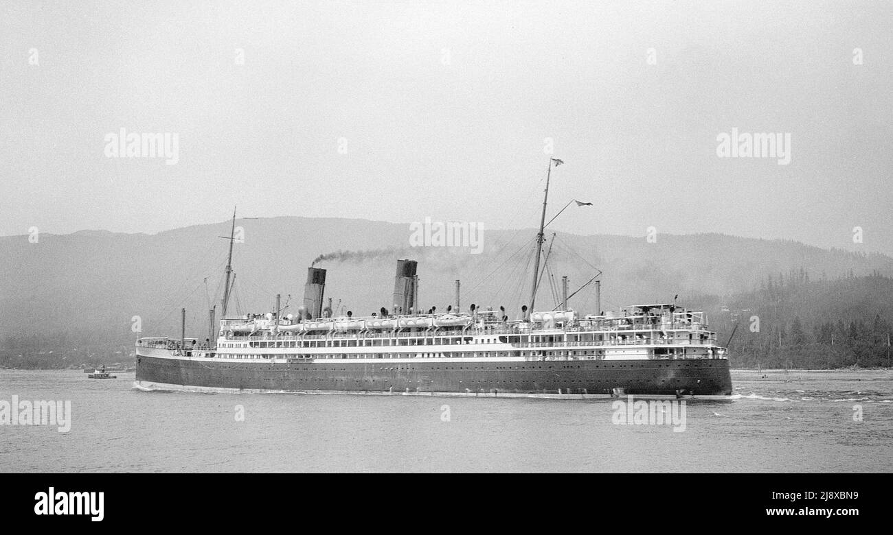 Early 1900s ocean liner hi-res stock photography and images - Alamy