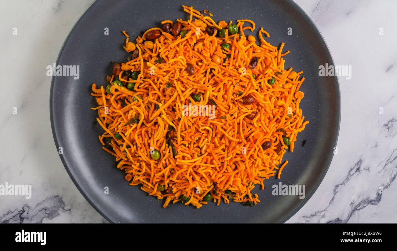 Namkeen hi-res stock photography and images - Alamy