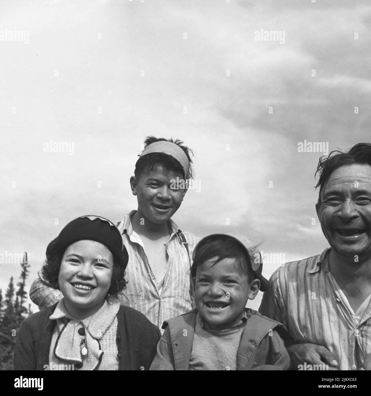 1940s innu people hi-res stock photography and images - Alamy
