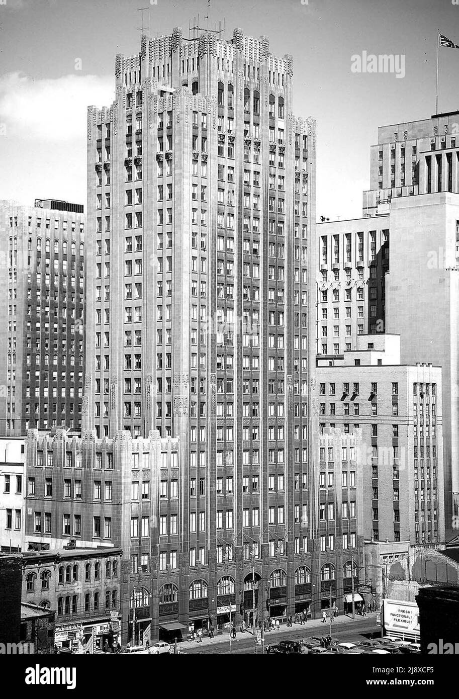 The toronto star newspaper building hi-res stock photography and images ...