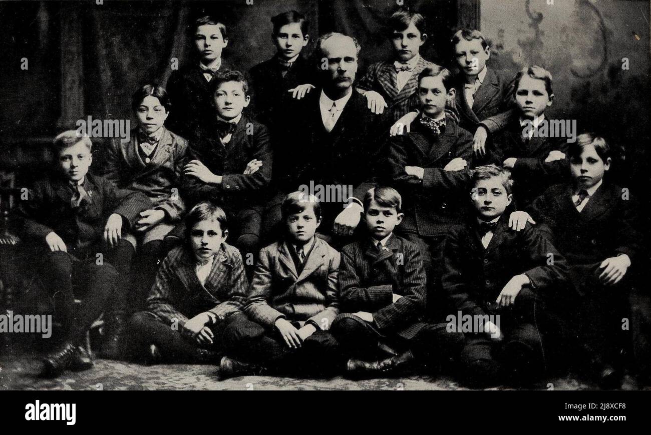 Sunday school class hi-res stock photography and images - Alamy