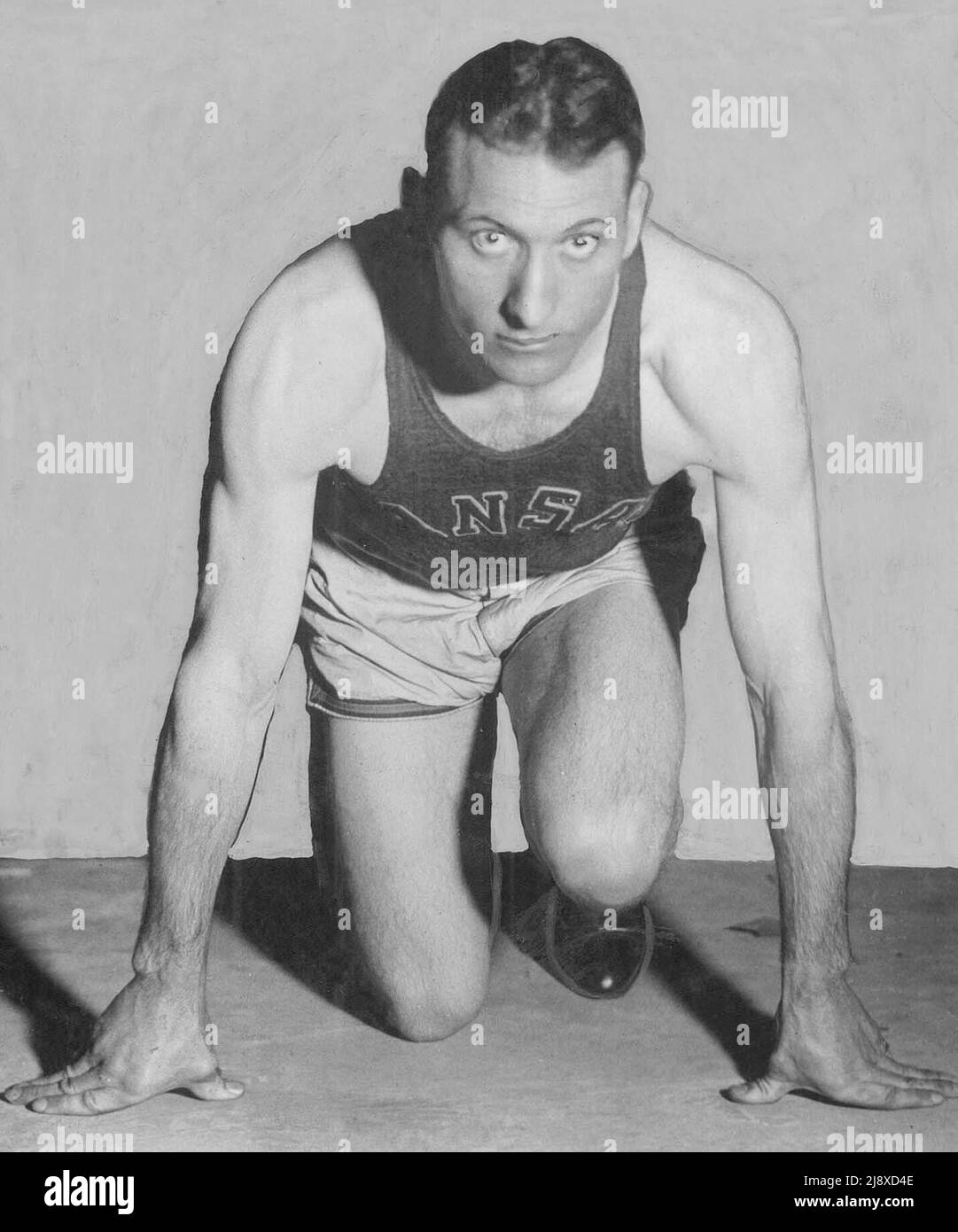 Runner track pose Black and White Stock Photos & Images - Alamy