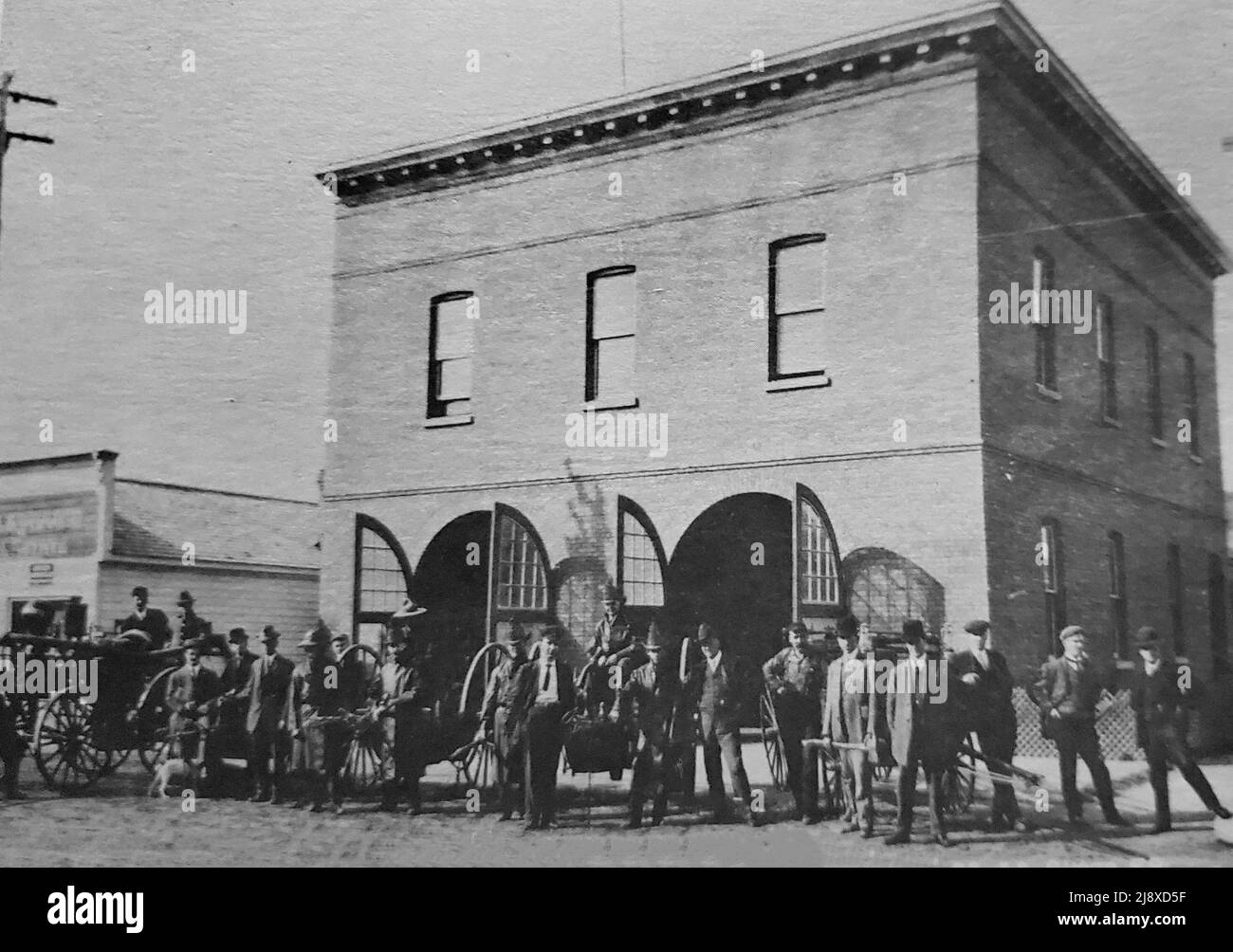 Fort saskatchewan Black and White Stock Photos & Images - Alamy