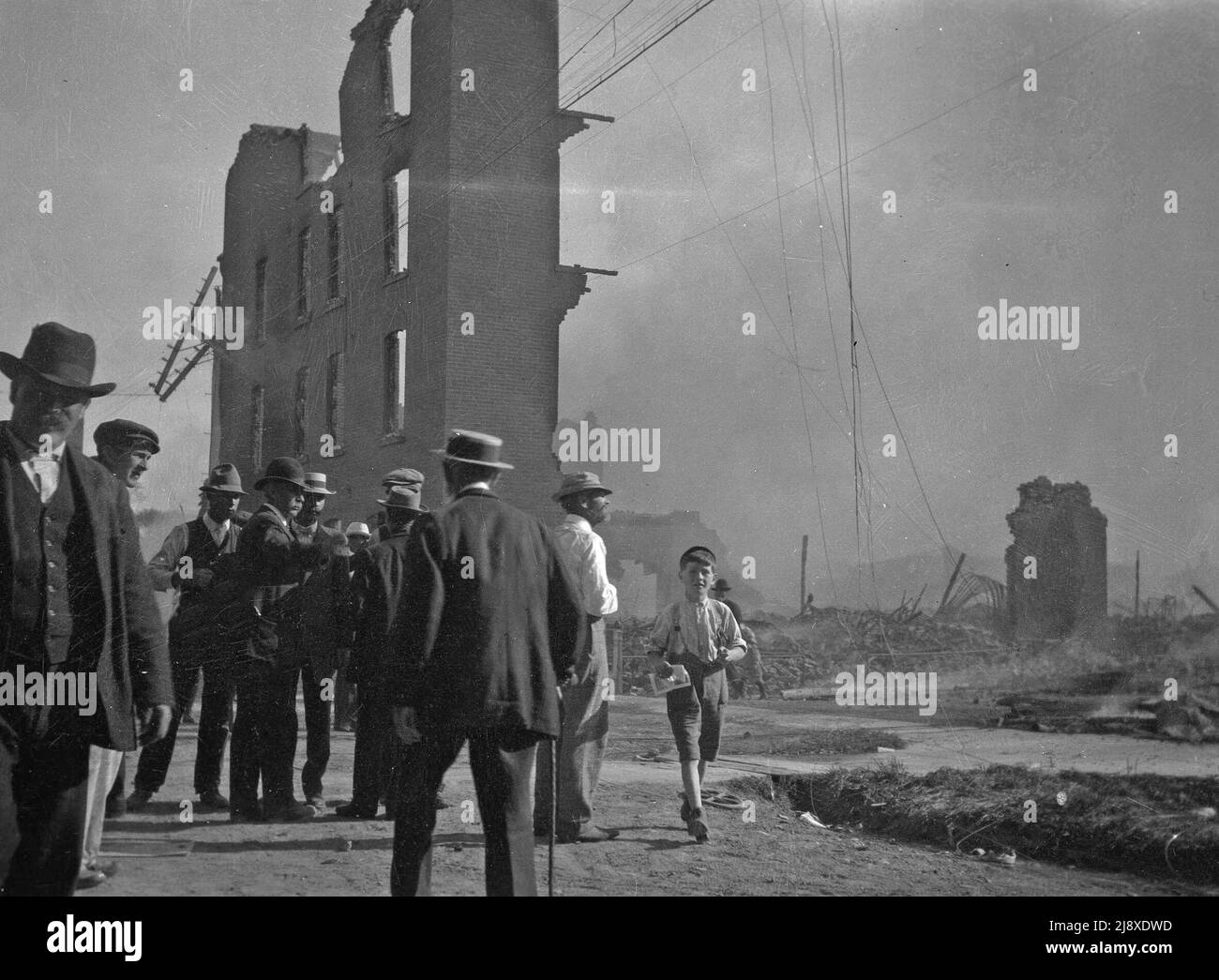 Orillia ontario fire hi-res stock photography and images - Alamy