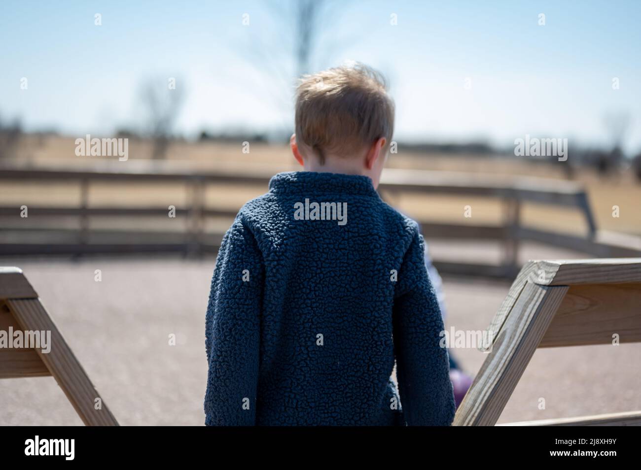 Elementary school child waiting in line hi-res stock photography and ...
