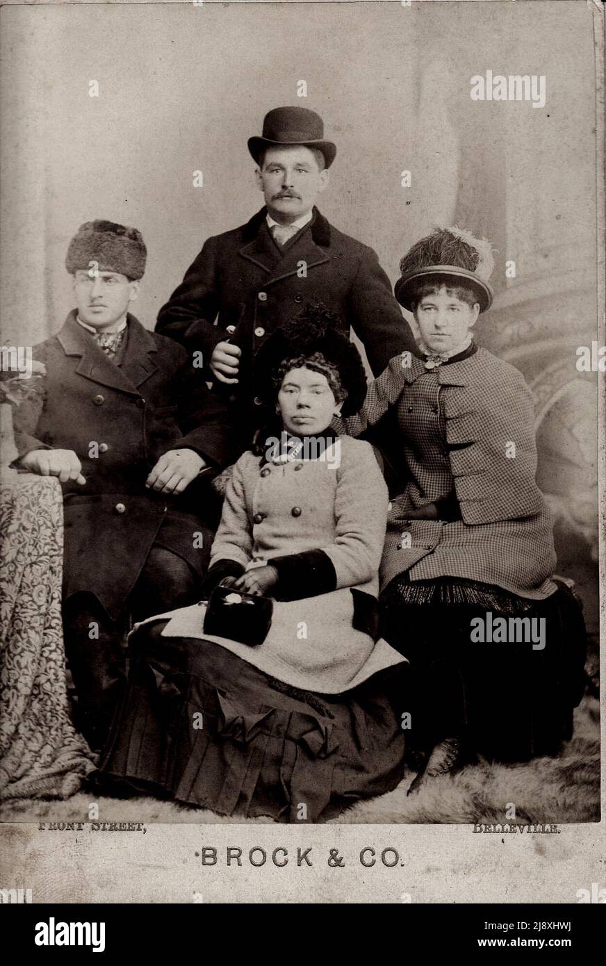 Vintage winter coats hi-res stock photography and images - Alamy