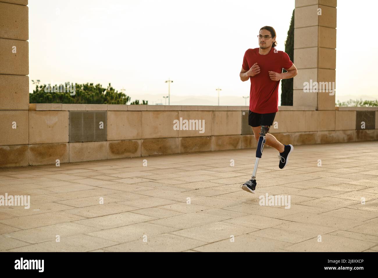 Prosthetic leg running hi-res stock photography and images - Alamy